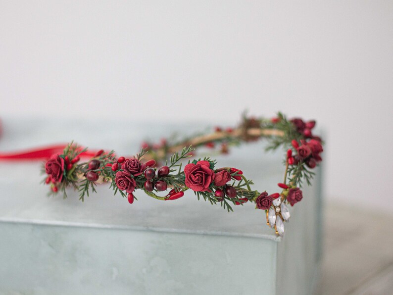 Winter Crown Elven Tiara Elf Leaf Crown Red Green Flower | Etsy