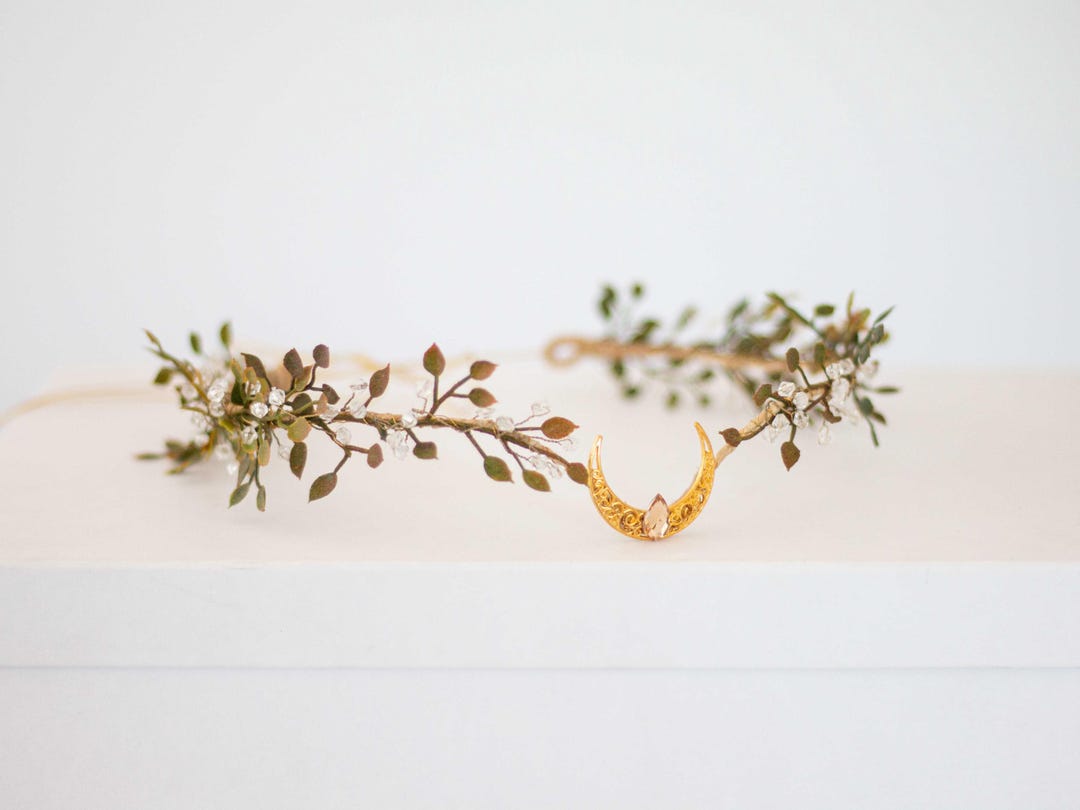 Gold Crescent Moon Tiara: Leaf Hair Crown, Elven Wedding Headpiece - Etsy