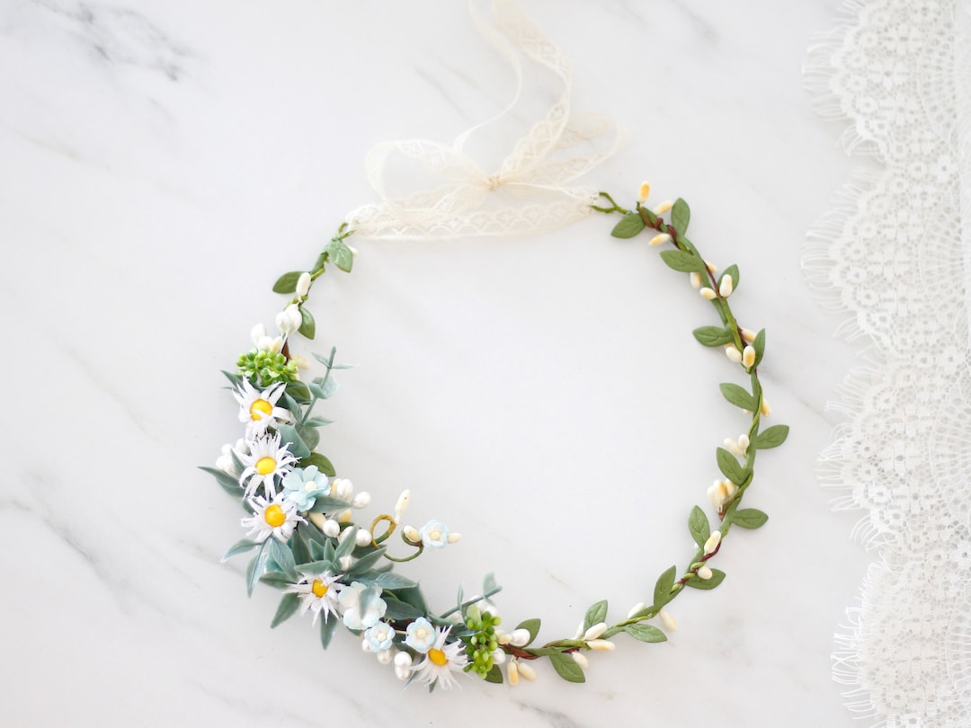 Daisy Flower Crown Wedding, Dainty Hair Crown, Delicate Flower Girl ...