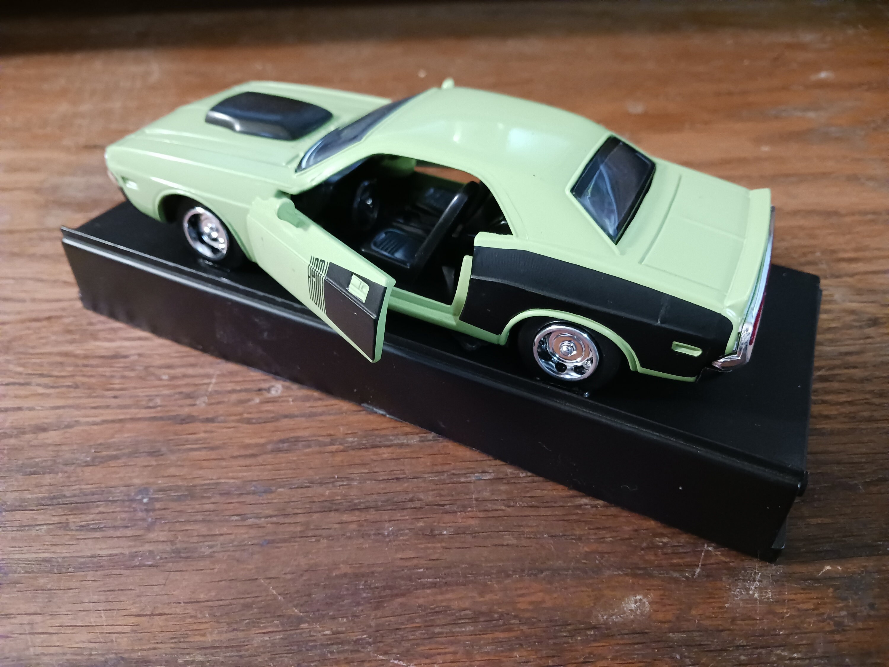 New Ray Toy Co. Die-cast 1970 Dodge Challenger T/A - Etsy