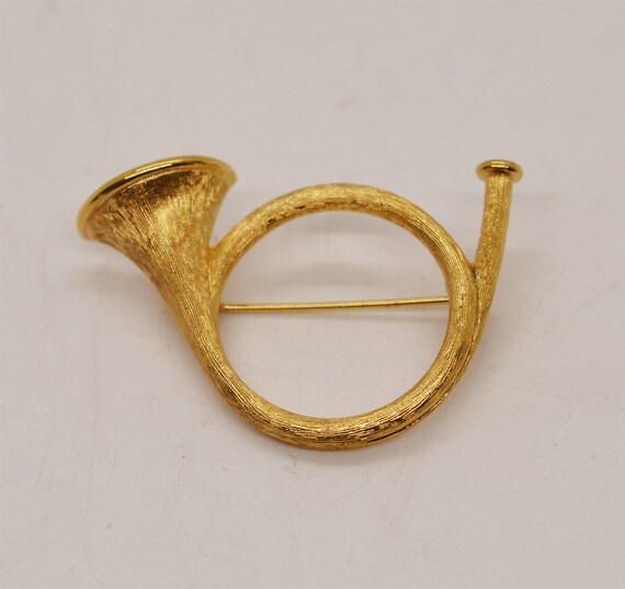Vintage 1970s Gold Tone Napier Brooch, Hunters Horn, … - Gem