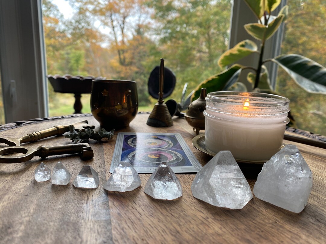 Apophyllite Crystal Point » Natural Apophyllite Pyramid » One ...