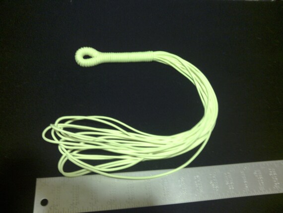 Neon Custom Handmade Black Light Reactive 550 Paracord Flogger | Etsy
