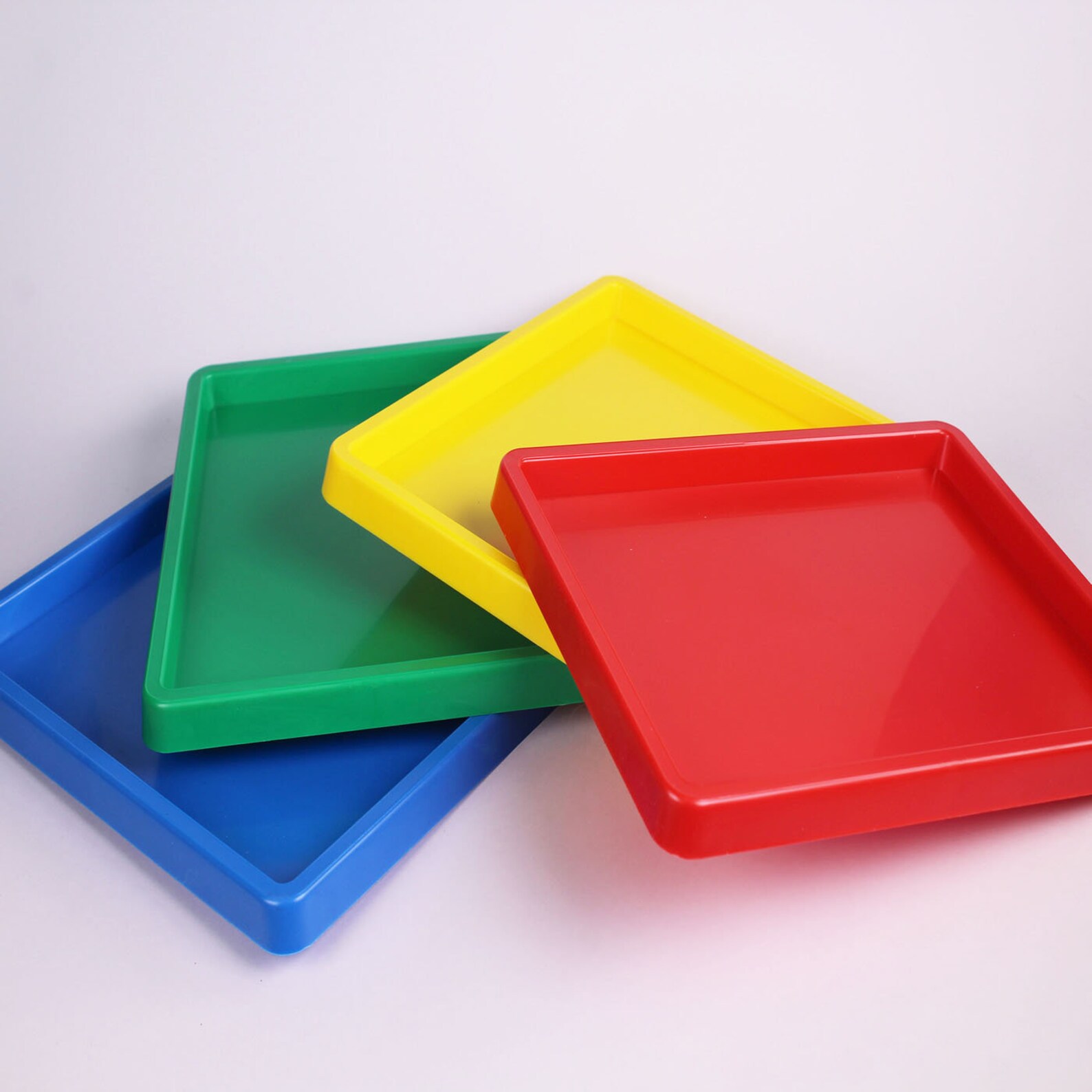 Paint & Inking Large Coloured Plastic Art Mixing Tray for Kids Painting ...