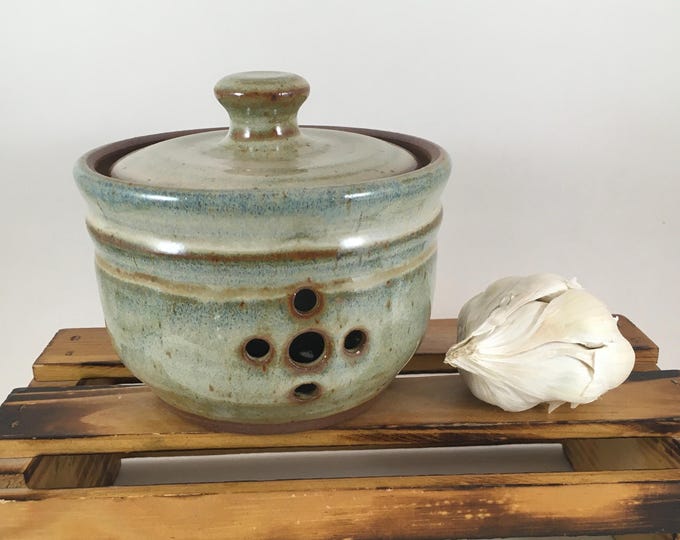 Pottery Garlic Jar, Handmade Stoneware Jar, Ceramic Garlic Keeper ...