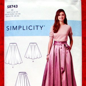 Simplicity Sewing Pattern 8743 Pleated Skirt Sash, Classic Fashion ...