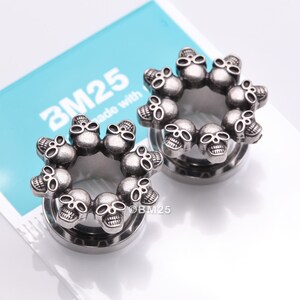 A Pair of Skulls Circle of Doom Screw-fit Steel Tunnel Plug - Etsy