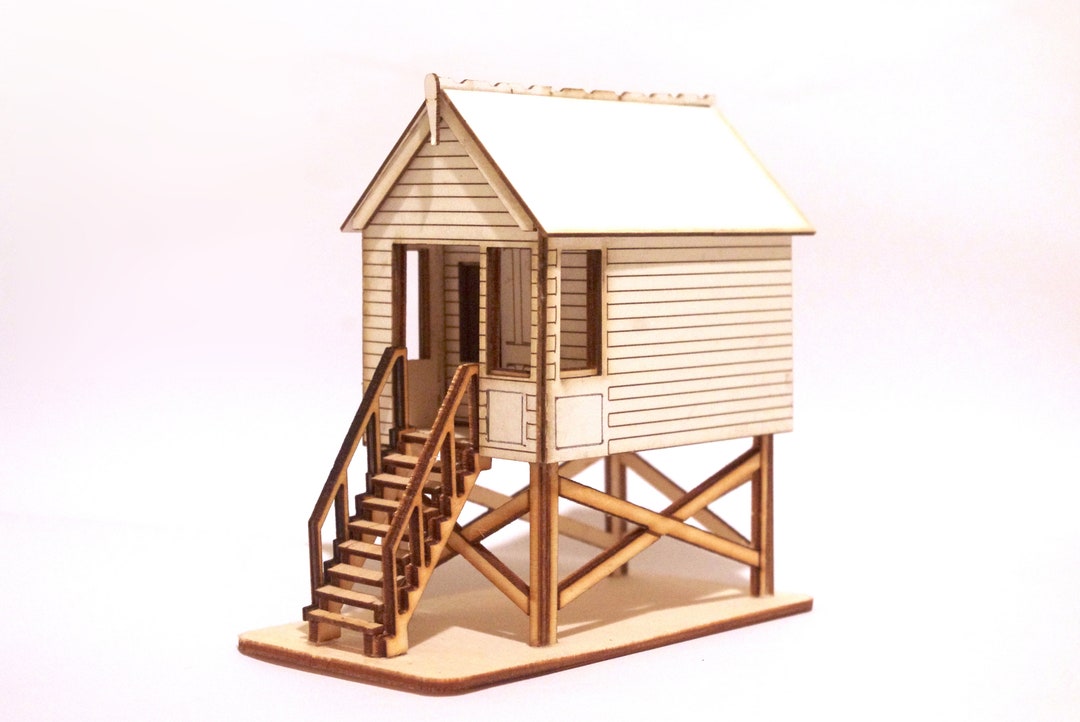 1:48th Gull British Seaside Beach Hut Seaside Dollhouse Miniature Kit ...