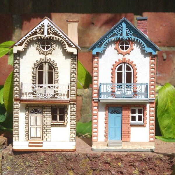 Quarter Scale - Etsy UK