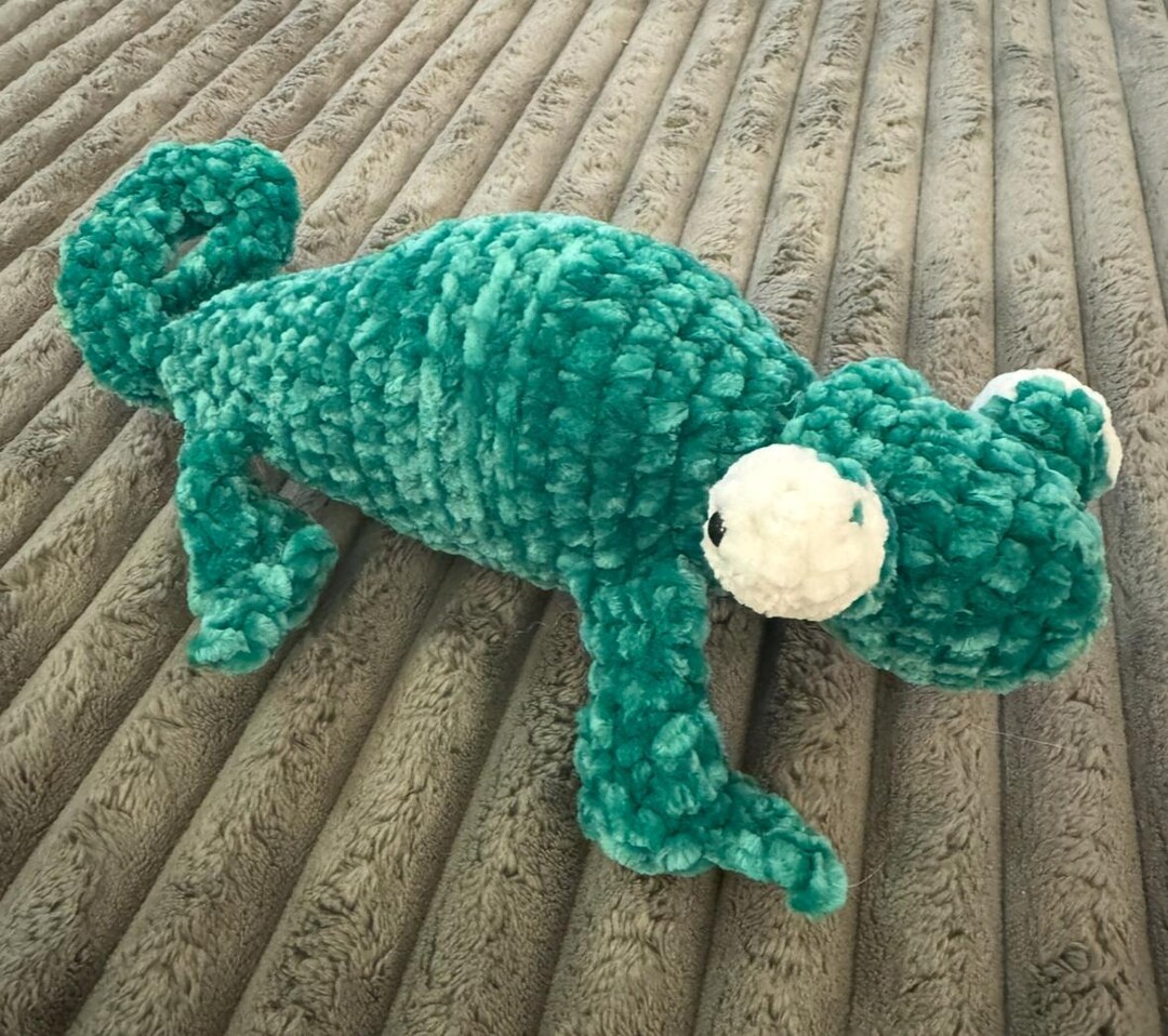Chameleon Crochet Pattern (PDF Only) - Etsy