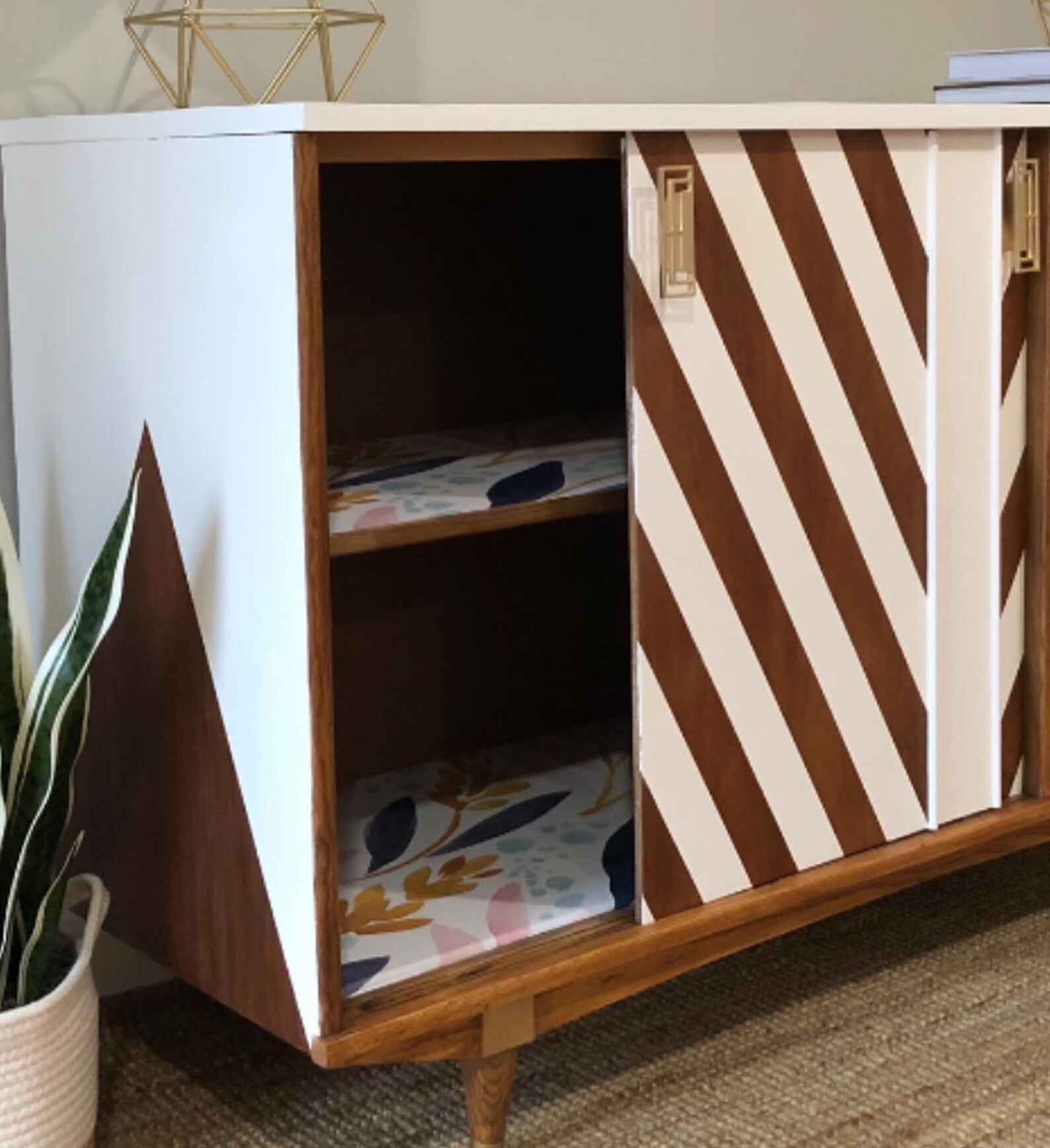 SOLD: Mid Century Modern MCM Buffet Sideboard Console Entry Table - Etsy