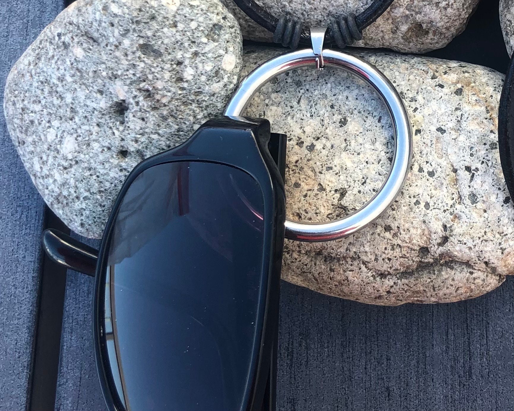 Eyeglass Loop Holder, Gender Neutral, Eyewear Accessories, Black ...