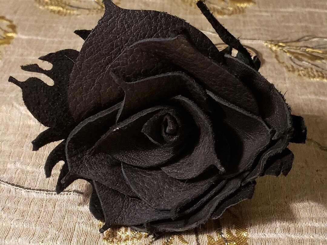 Leather Rose Keychain. - Etsy