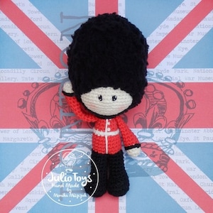 Queens Guard- Pdf Pattern - Etsy