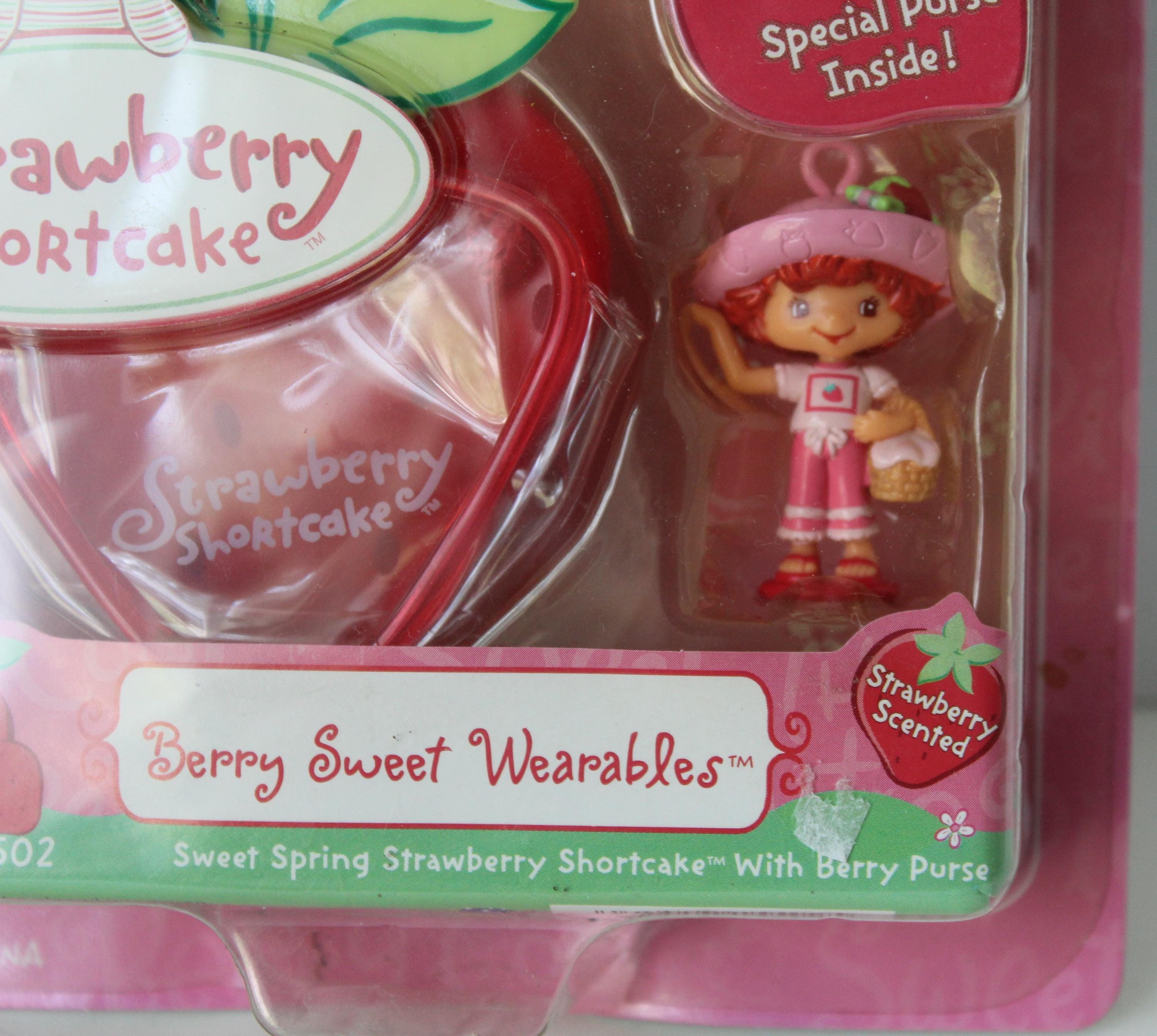 Sweet Spring Strawberry Shortcake With Berry Purse 2003 Berry Sweet ...
