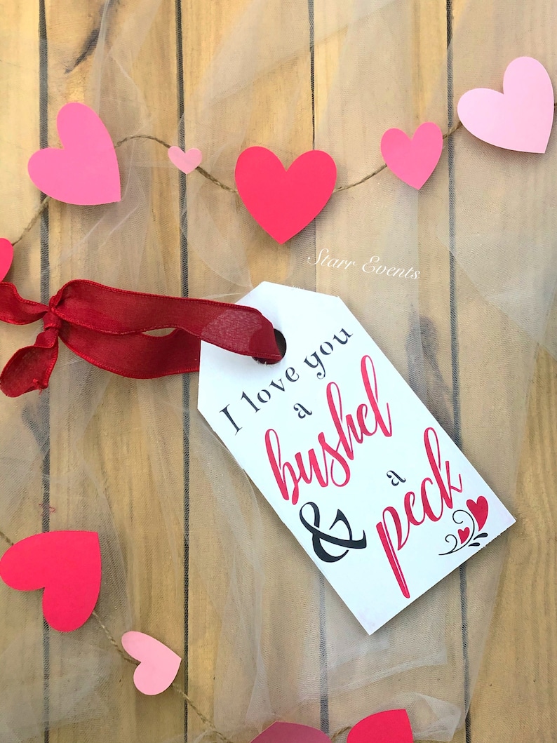 Valentine's day signs. I love you a bushel and a peck sign | Etsy