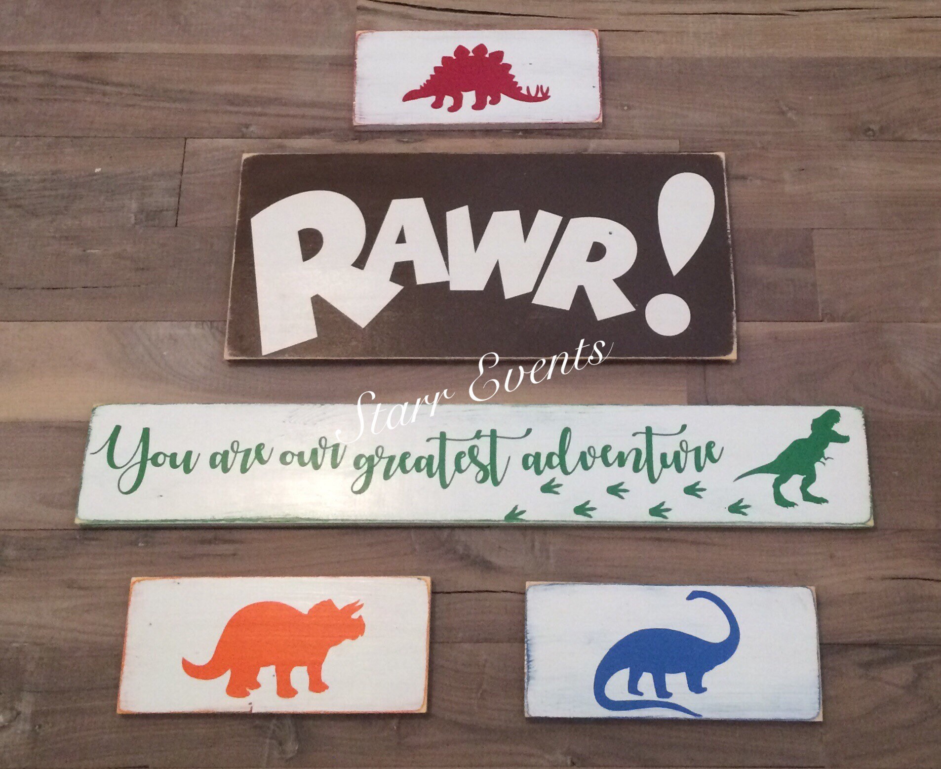 Dinosaur sign. Rawr sign Dinosaur decor for a boys room. | Etsy