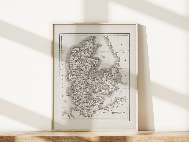 VINTAGE DENMARK MAP Retro Map of Denmark Minimalist Map - Etsy