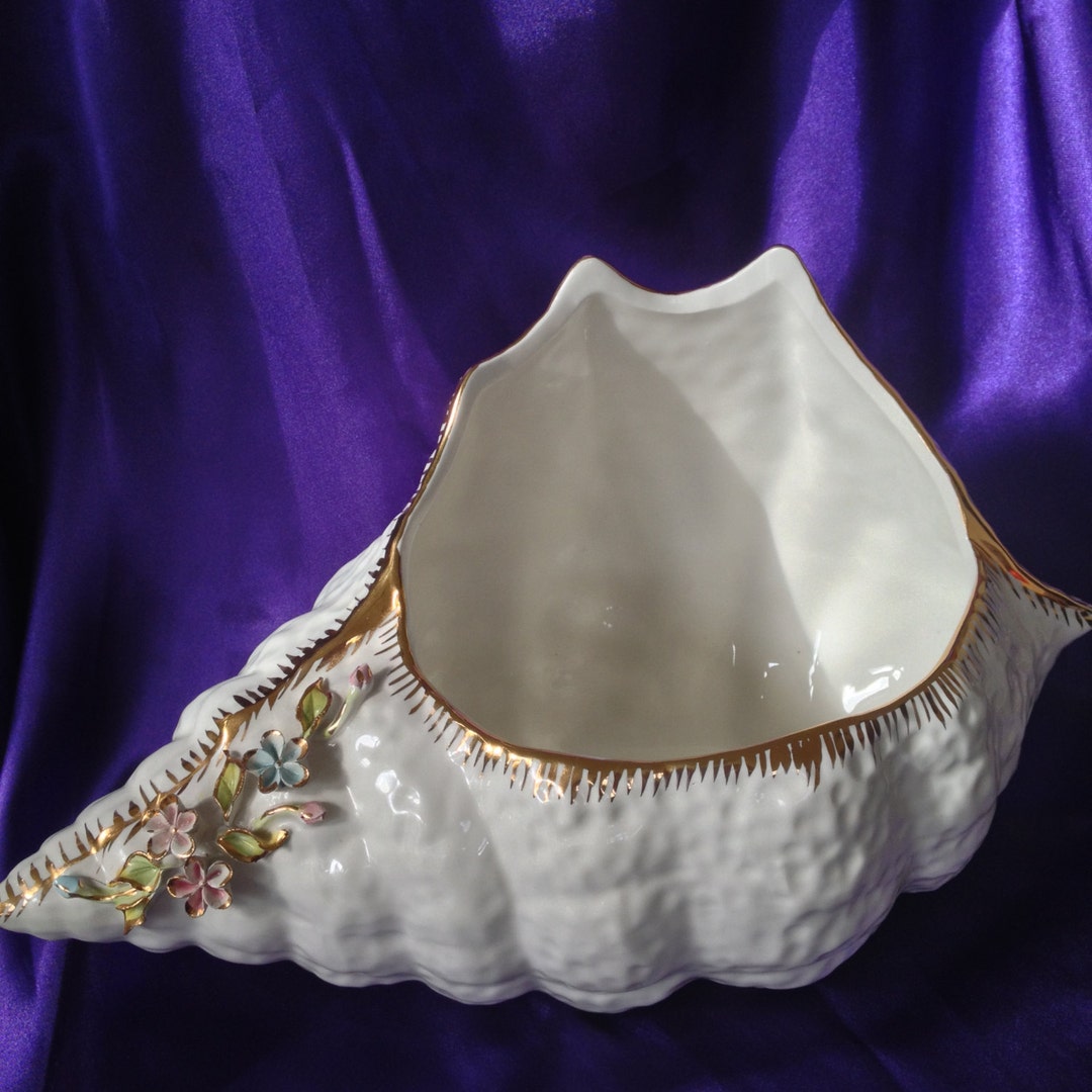 Capodimonte Conch Shell Planter Vase, Large Porcelain Centerpiece, Made ...
