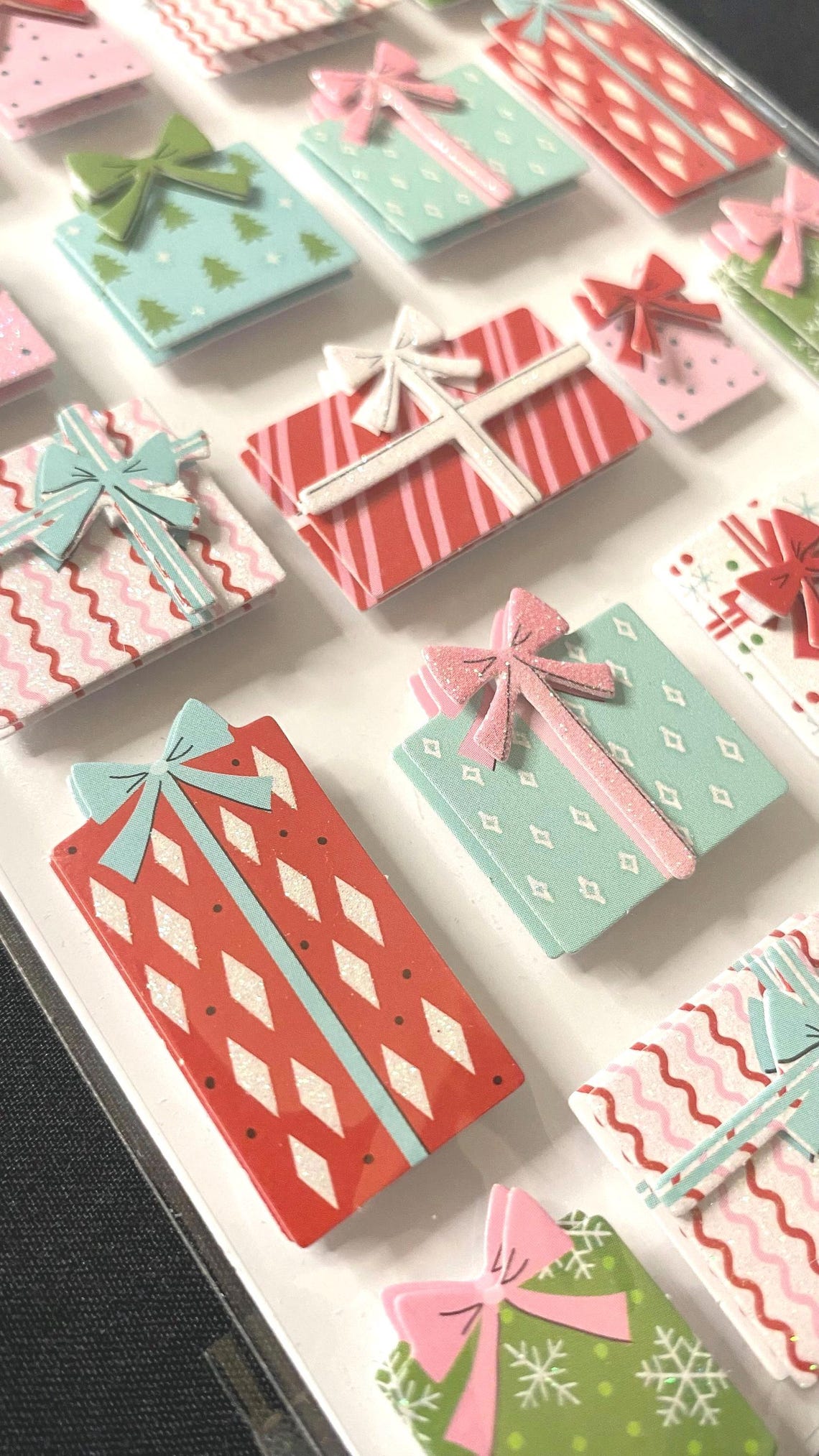 20 Festive 3D Christmas Gift Shaped Stickers for Scrapbooking, Gift ...