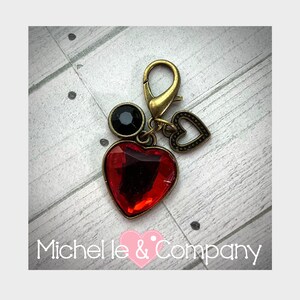 Descendants 4 Red Zipper Pull Backpack Charms Descendants 4 Party ...