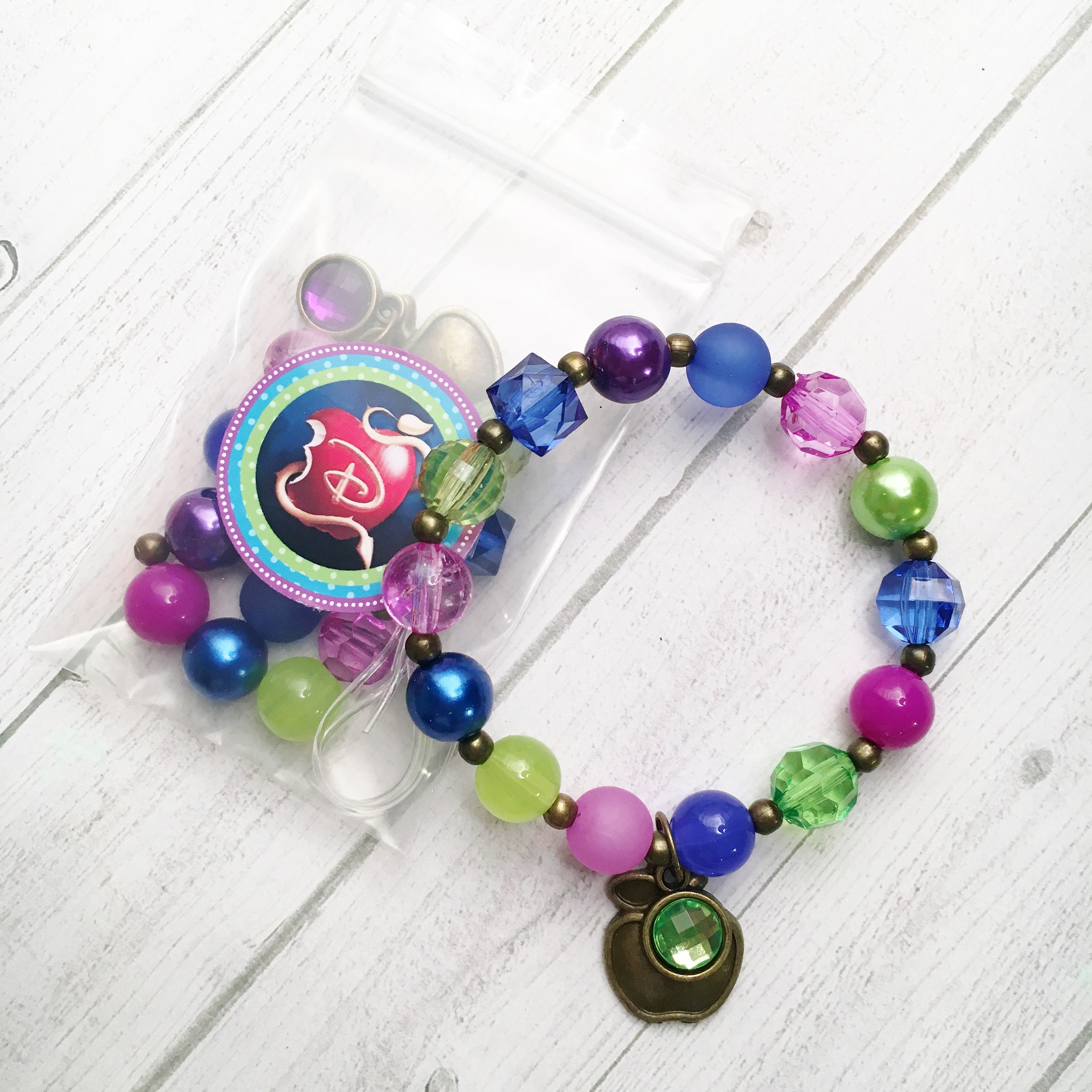 Descendants DIY Sparkle Apple Bracelet Birthday Party Favor - Etsy