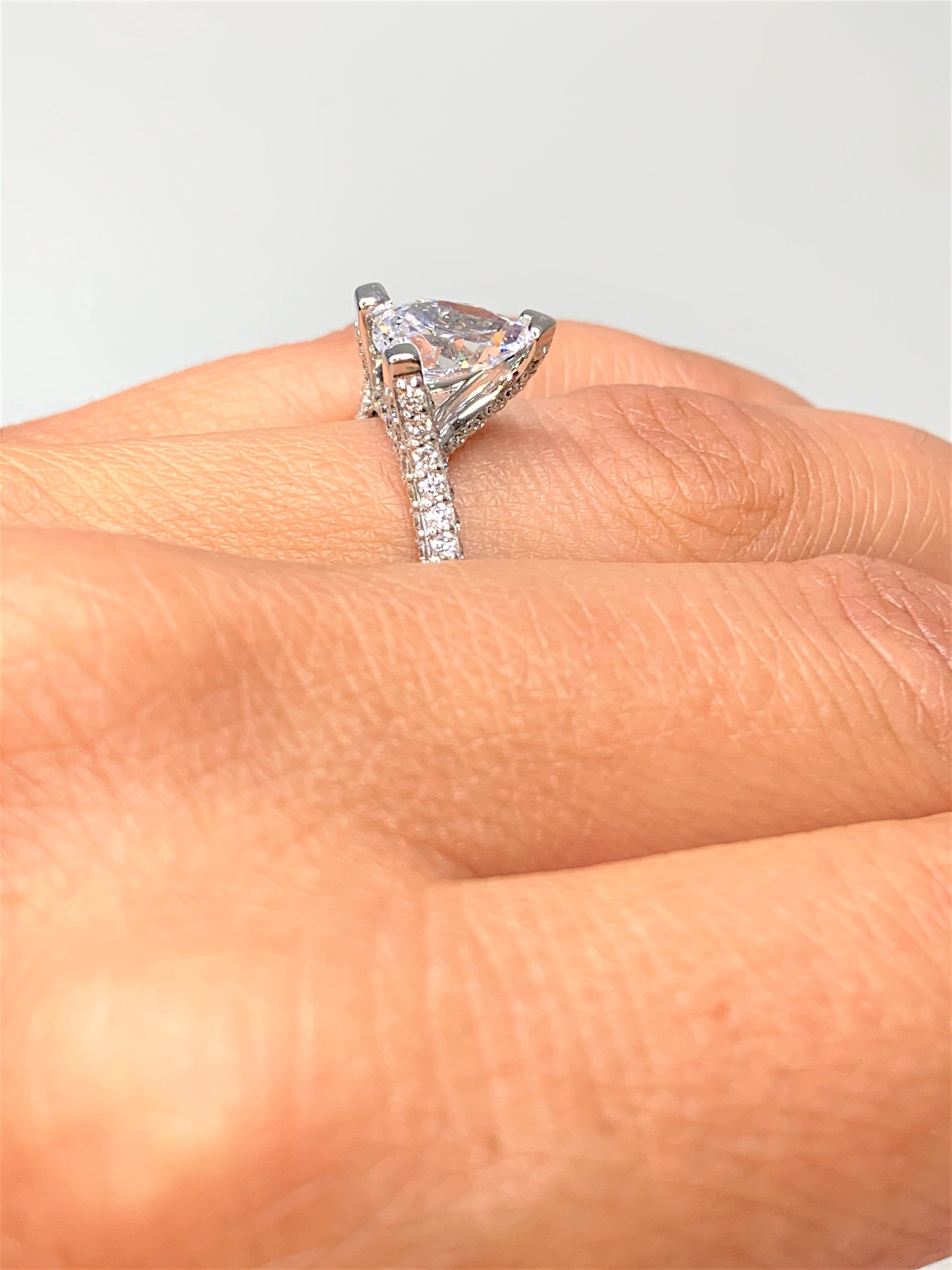 1.50CT Diamond Pear Shape Solitaire Engagement Ring 3 | Etsy