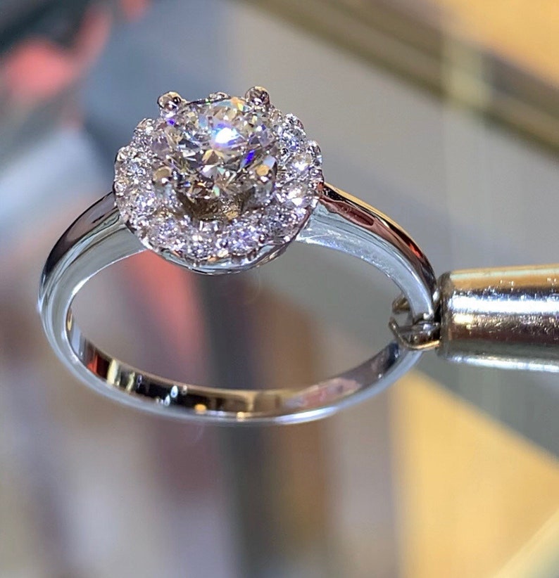 0.75CT Diamond Engagement Ring Round Halo Rings Center 0.50CT | Etsy