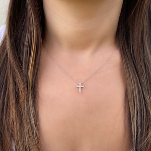 0.25CT Diamond Cross Shape 11 Round Brilliant Stones Prong Set Necklace ...
