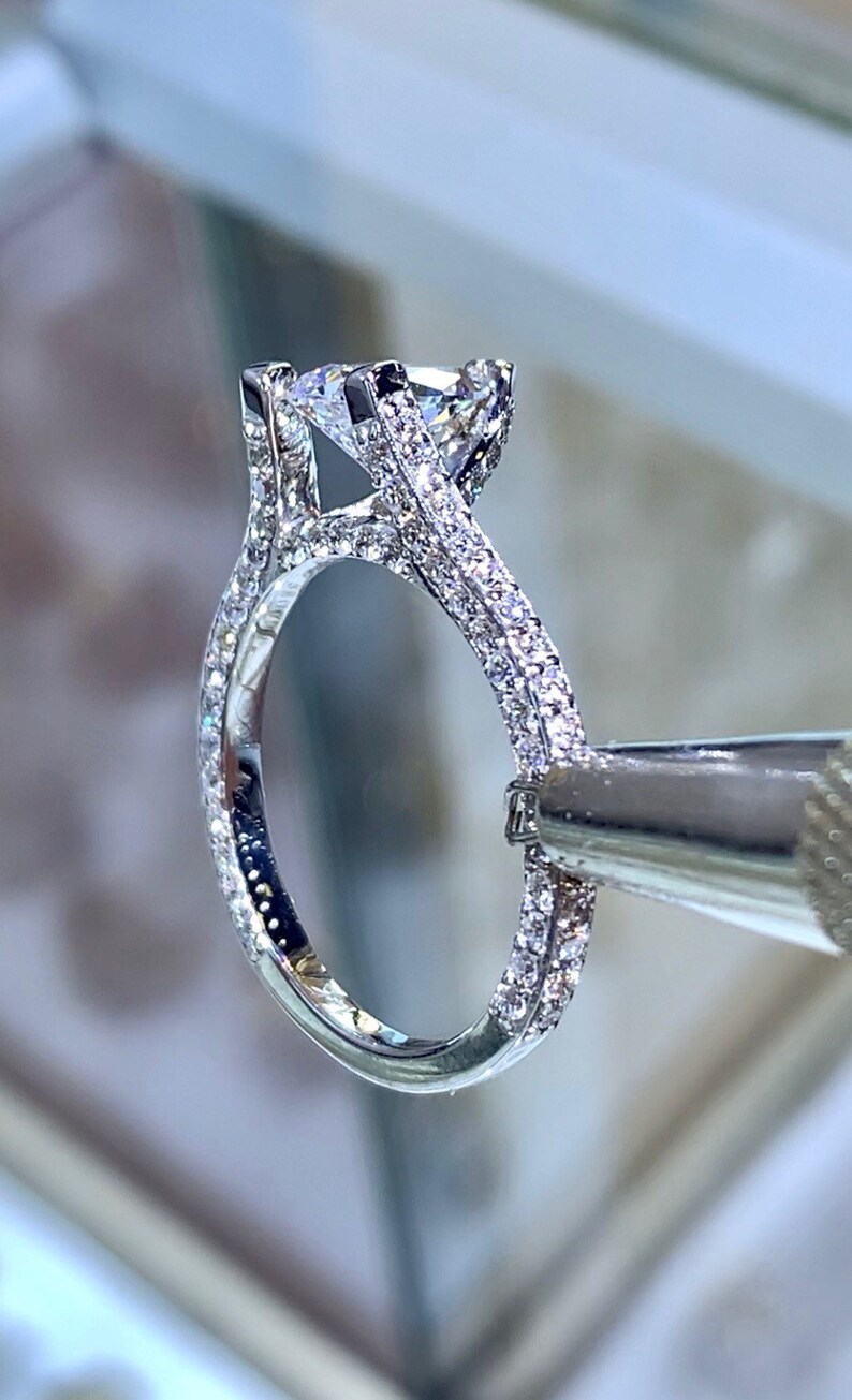 1.50CT Diamond Pear Shape Solitaire Engagement Ring 3 - Etsy