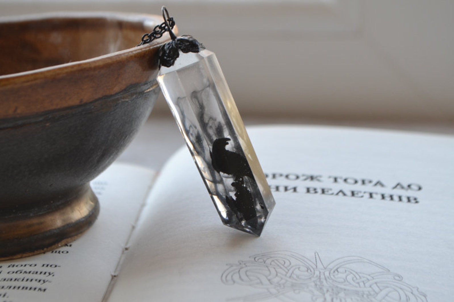 Black Raven Crystal Necklace Crystal Point Necklace Crow - Etsy