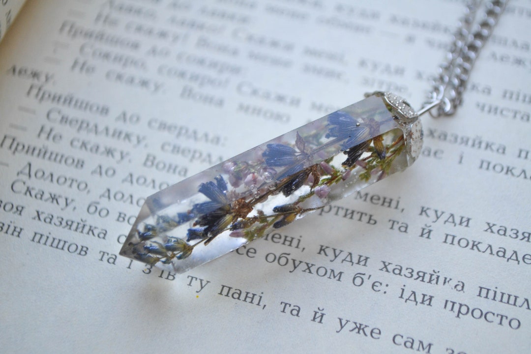 Botanical Crystal Point Necklace With Real Heather and Lavander - Etsy
