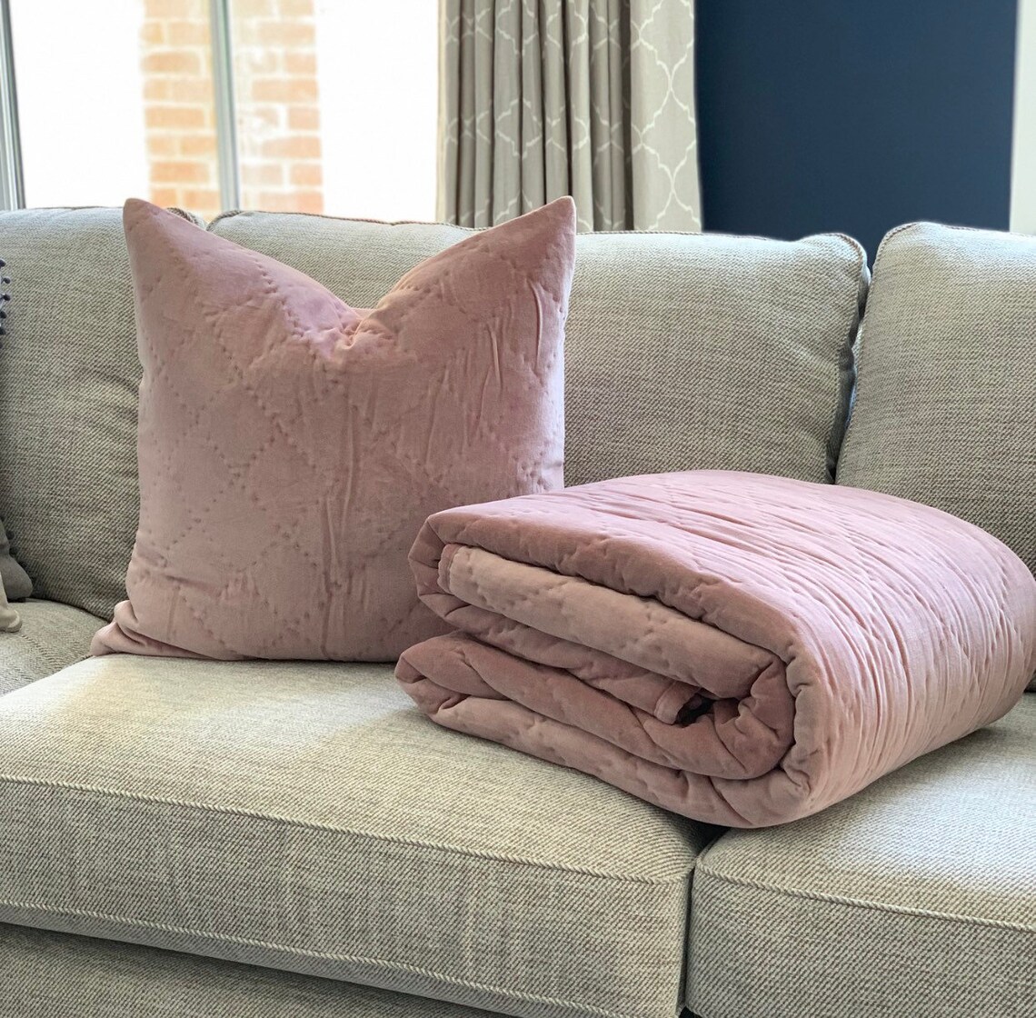 Large Ponky Dusky Pink Velvet Quilt/Bedspread 250 x 250cm | Etsy