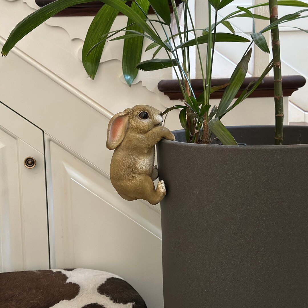 Large Hare Pot Hanger - Etsy