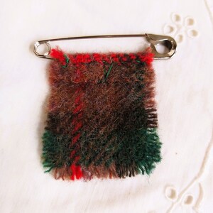 Tartan Holly Brooch, Christmas Holiday Jewelry, Safety Pin Accessory ...