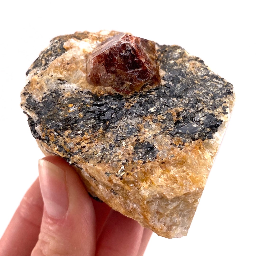 Red Zircon on Matrix (pakistan) | Natural Red Zircon, Raw Zircon ...