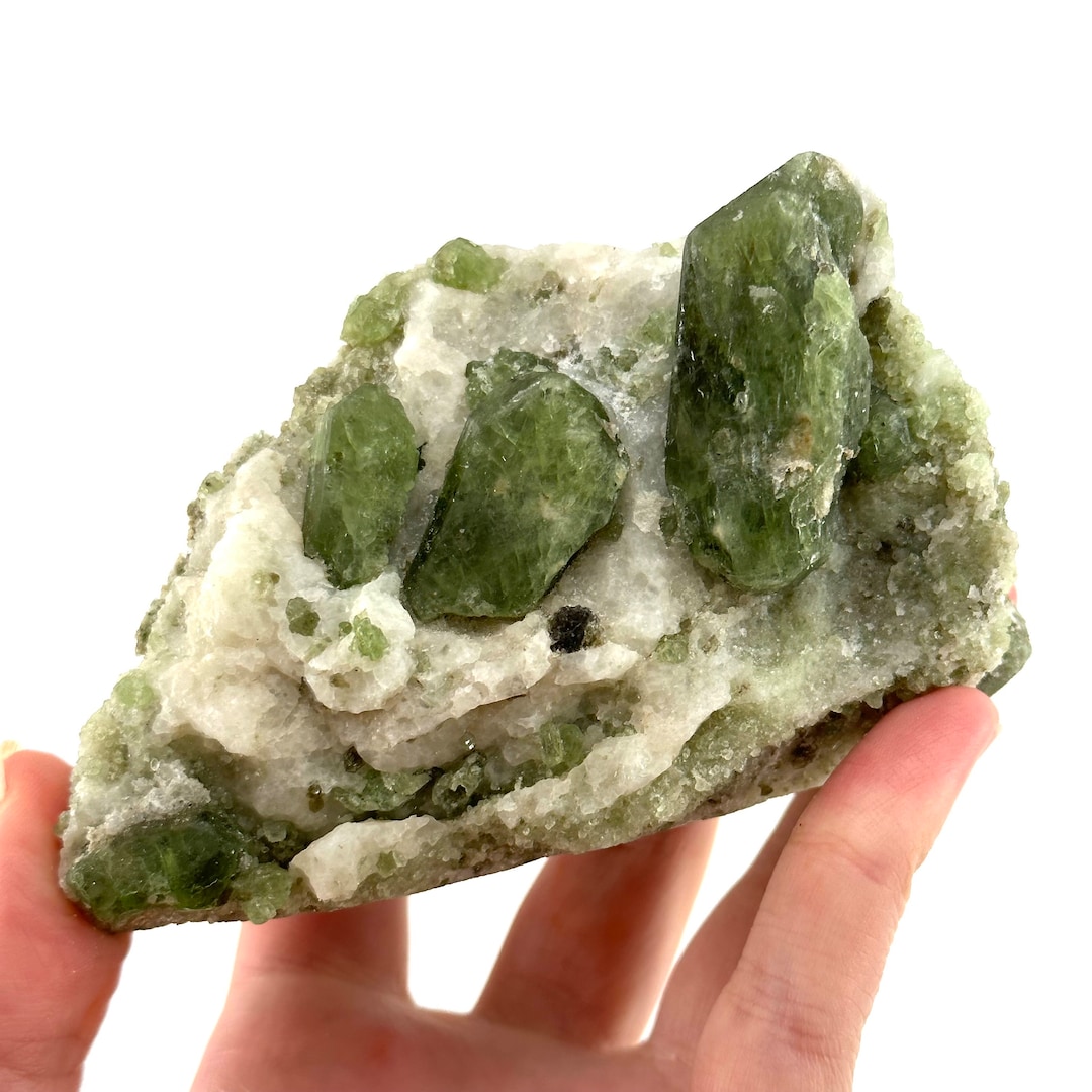 Diopside on Calcite (afghanistan) | Chrome Diopside, Diopside Specimen ...