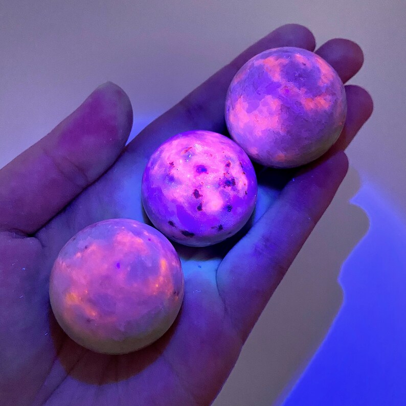 Rare Uv-reactive Hackmanite Sphere Crystal Ball Hackmanite - Etsy