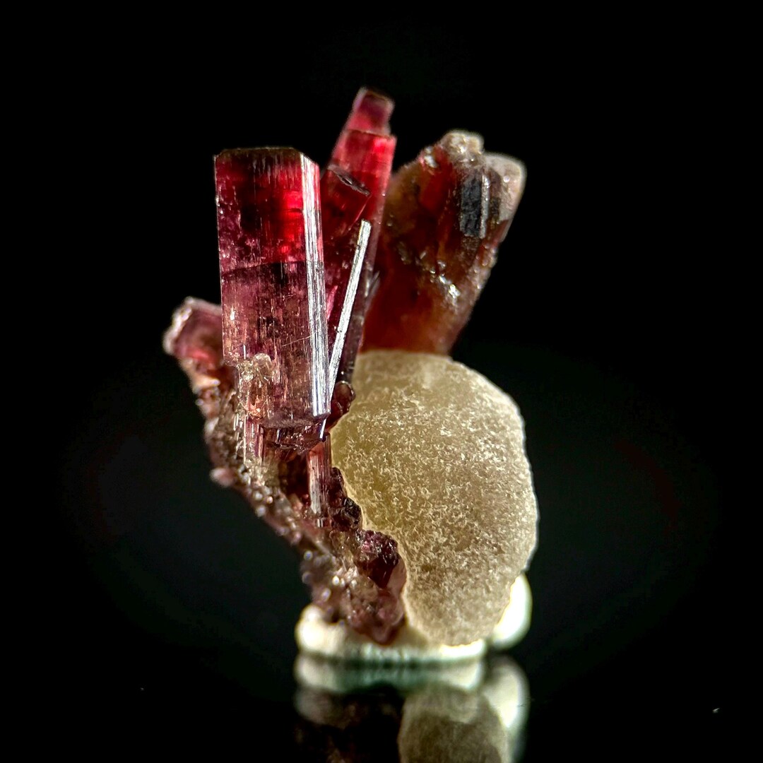 Rubellite Tourmaline With Quartz | Red Tourmaline Crystal, Mineral ...