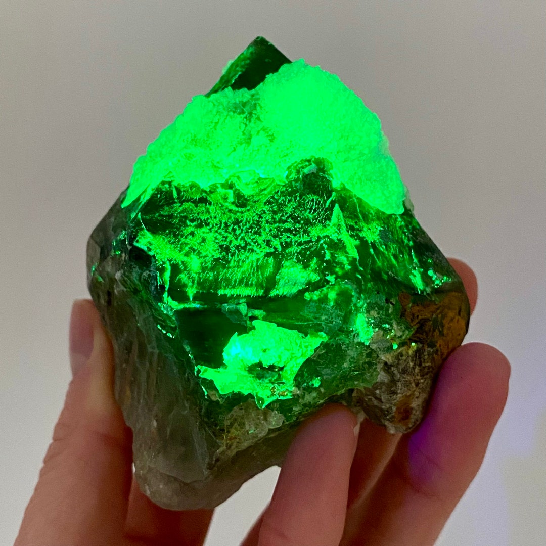 Hyalite Opal on Smoky Quartz (namibia), UV Reactive Hyalite Opal, Smoky ...