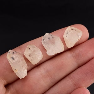 Rare ONE Hollandite Quartz Point madagascar, Natural Hollandite Quartz ...