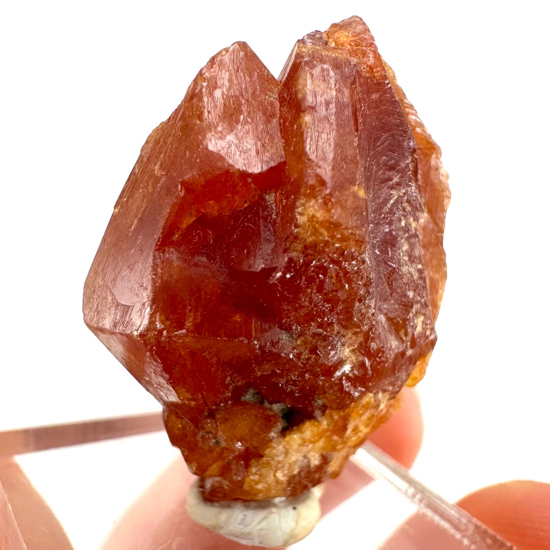 Rare! Scheelite (pakistan) | Natural Orange Scheelite, Raw Scheelite ...