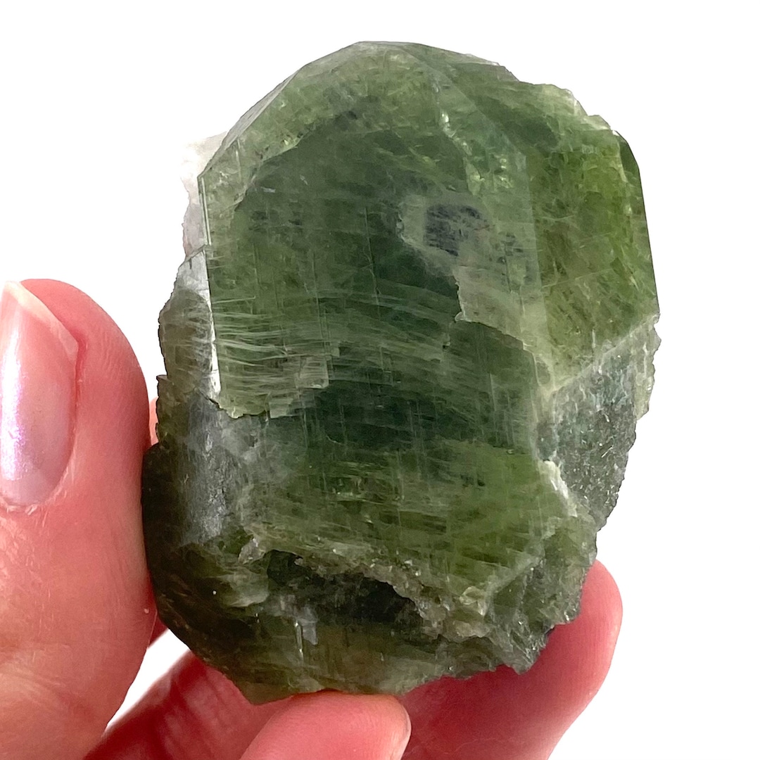 Diopside afghanistan Chrome Diopside, Diopside Specimen, Green Diopside ...
