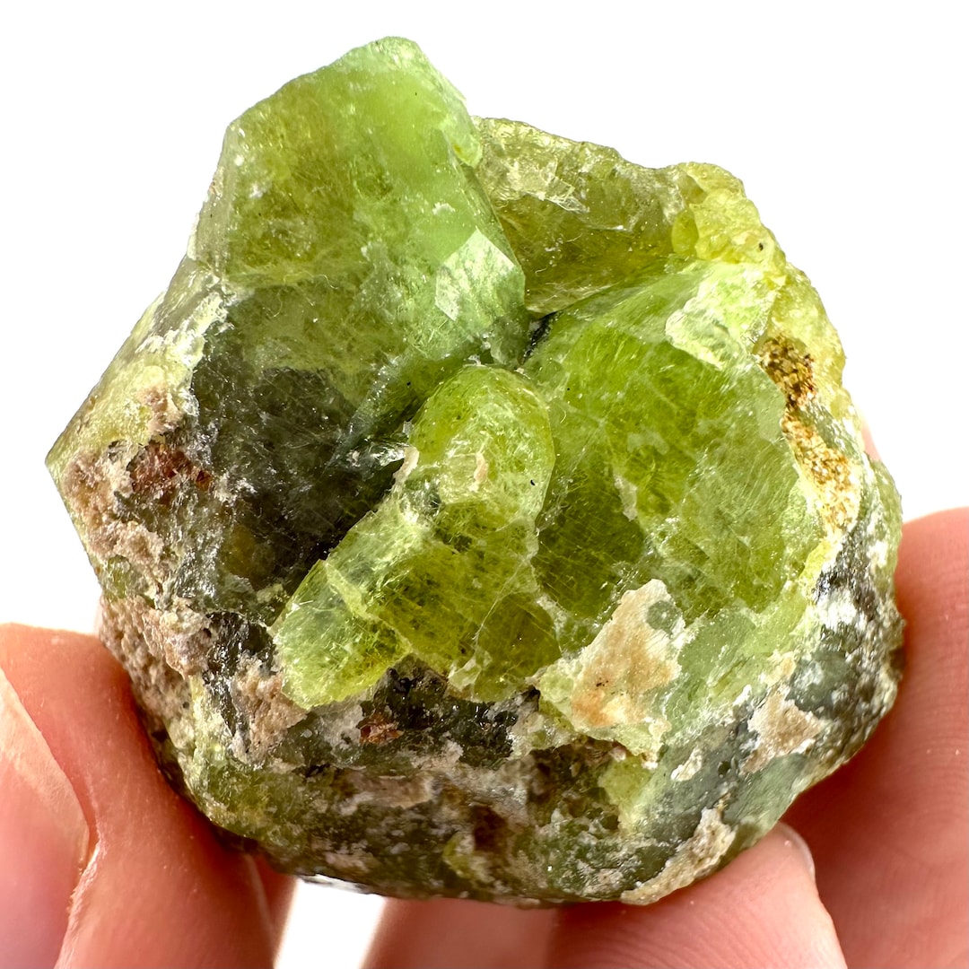 Andradite-grossular Garnet mali Green Garnet, Raw Garnet Crystal ...