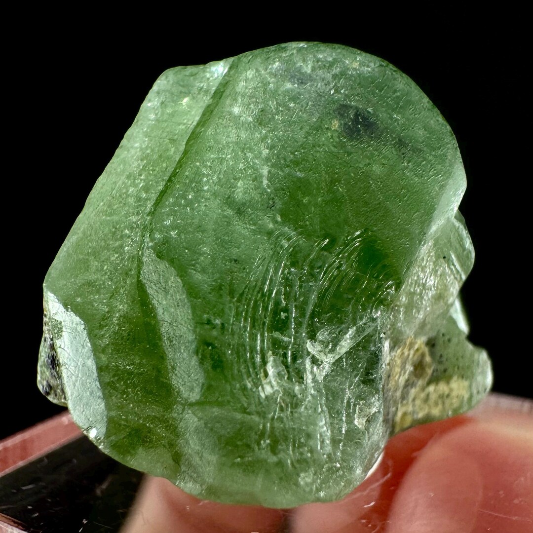 Naturally Terminated Peridot Crystal (pakistan) | Raw Peridot, Natural ...
