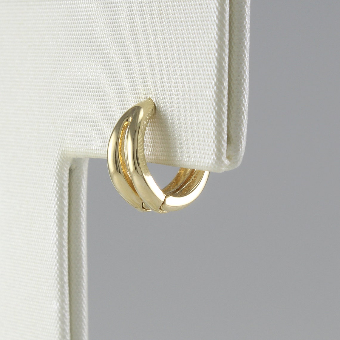 14K 9mm Solid Gold Huggie Hinged Hoop Earring, Huggie Hoop, Gold Huggie ...
