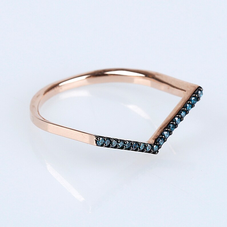 14K Gold V Chevron Diamond Ring14K Wedding BandEternity | Etsy