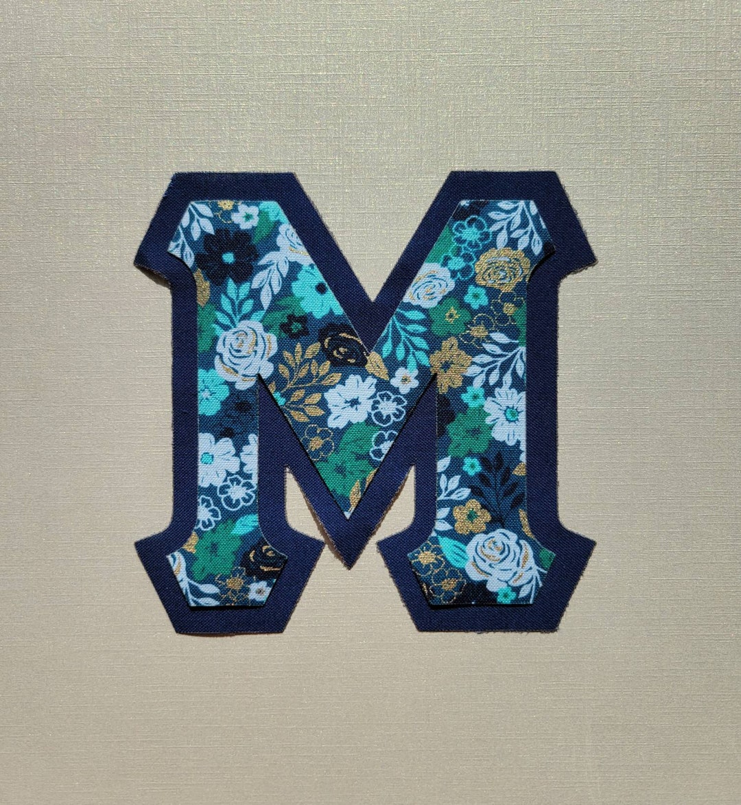 Cora Letras griegas de 4 pulgadas hierro o costura - Etsy México