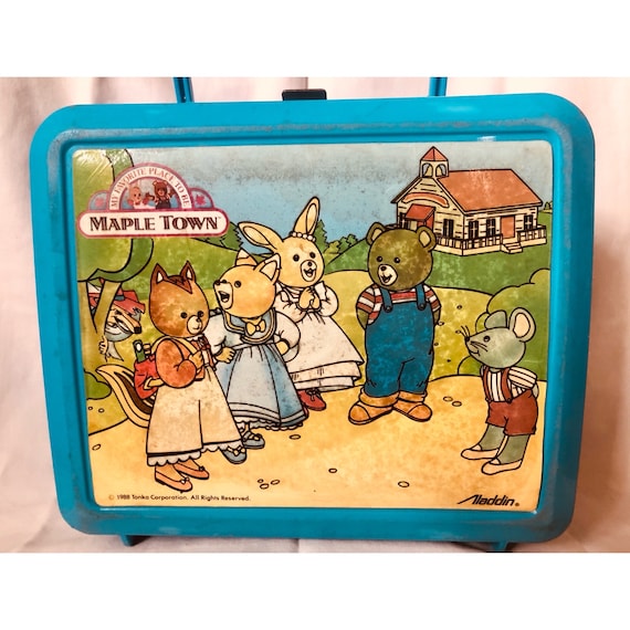 1988 Plastic Maple Town “My Favorite Place To Be” Lun… - Gem
