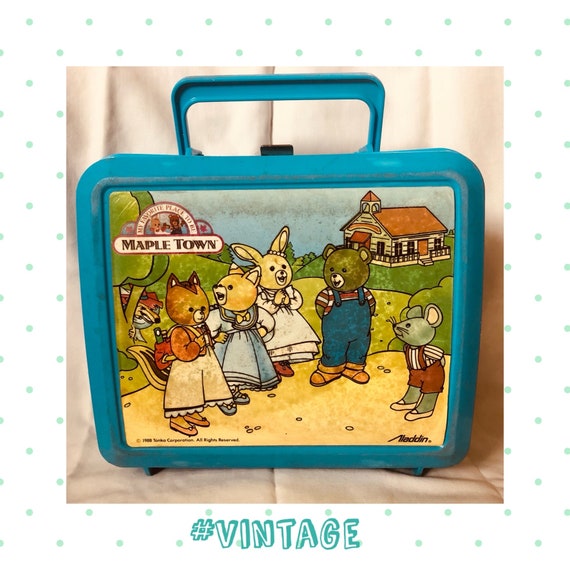 1988 Plastic Maple Town “My Favorite Place To Be” Lun… - Gem